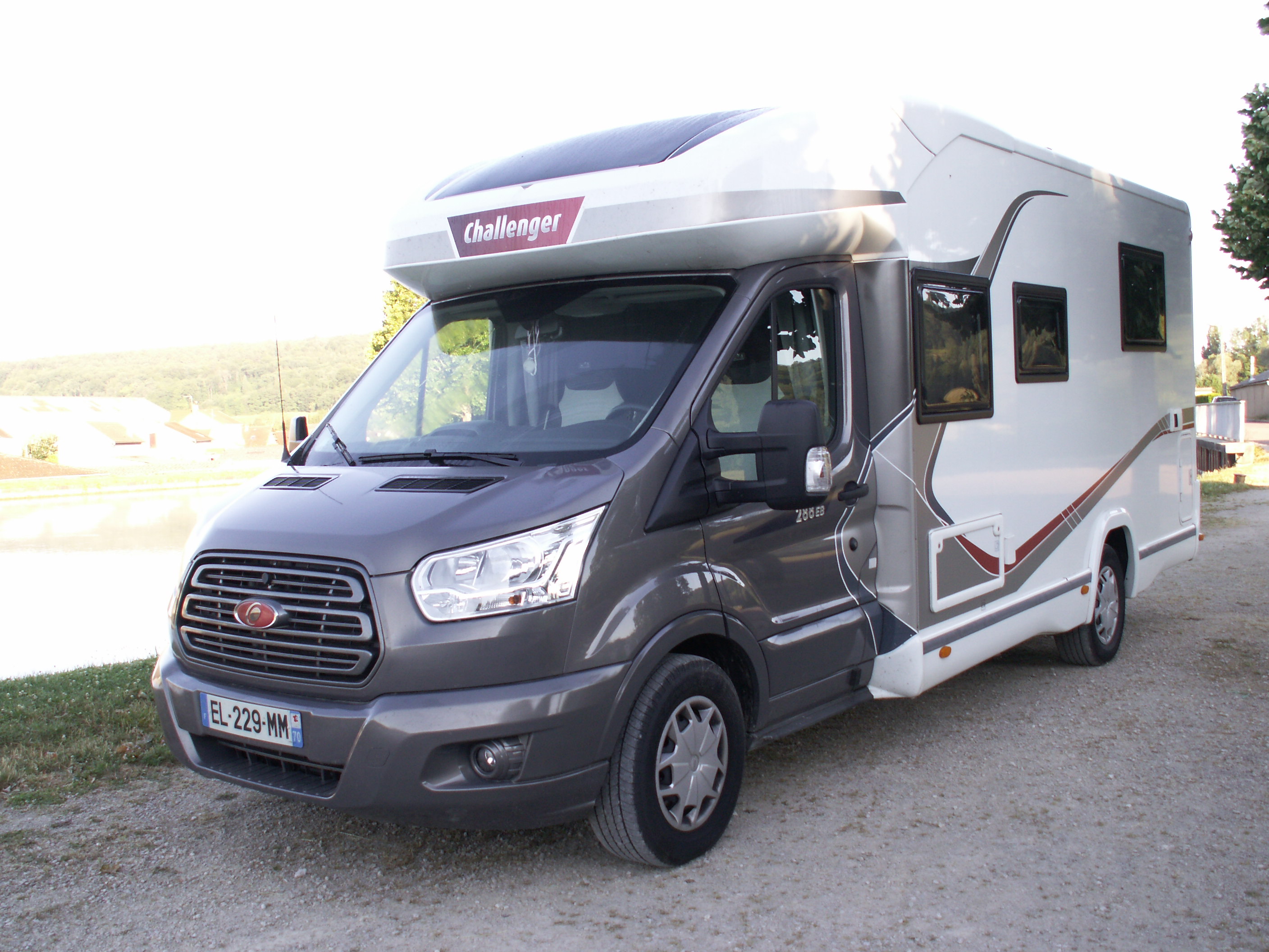 Camping Car Challenger Occasion