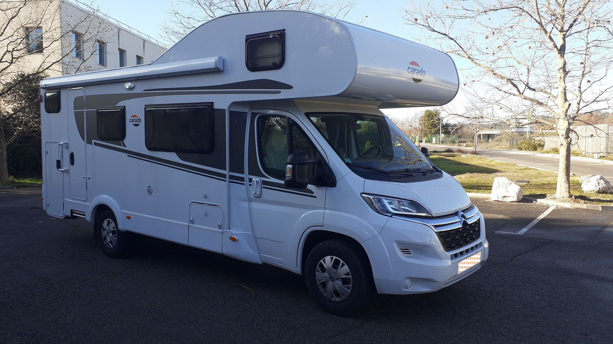 Vente CARADO A461 Fuveau, Provence-Alpes-Côte d'Azur (13) - Wikicampers