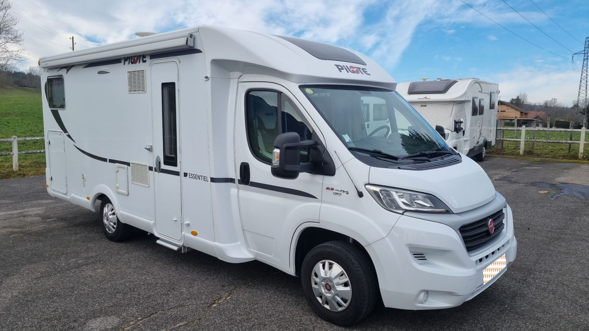 Vente PILOTE Essentiel P700 La Roche-sur-Foron, Auvergne-Rhône-Alpes ...