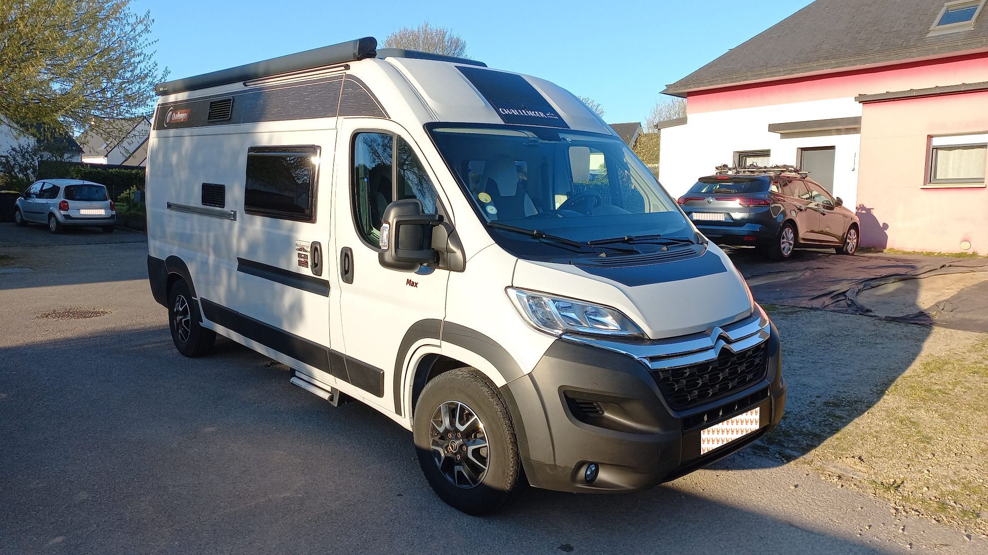 Vente Challenger V114 Max Road Edition Botcalpir (56) - Wikicampers